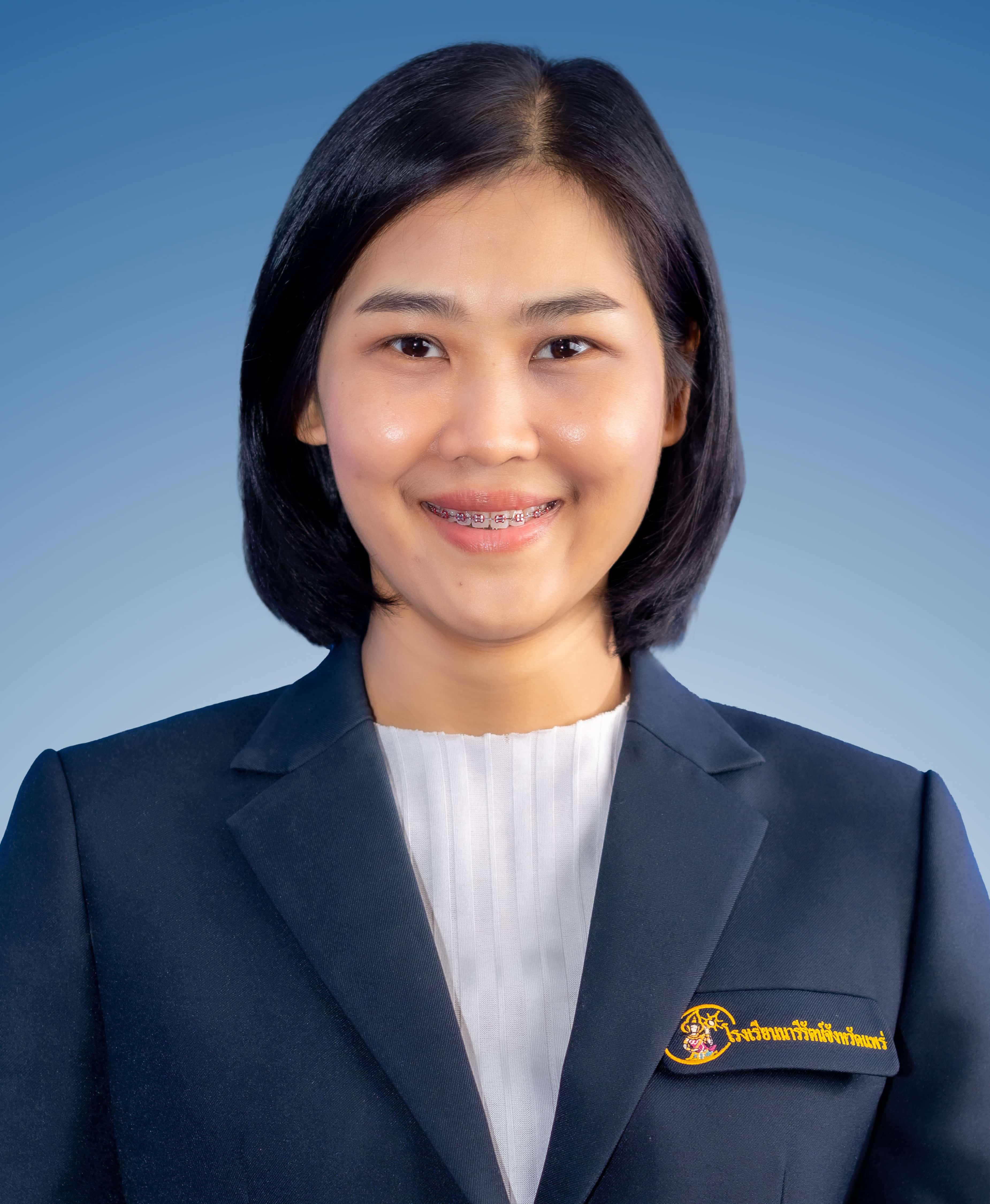 บุคคลากรโรงเรียนนารีรัตน์จังหวัดแพร่